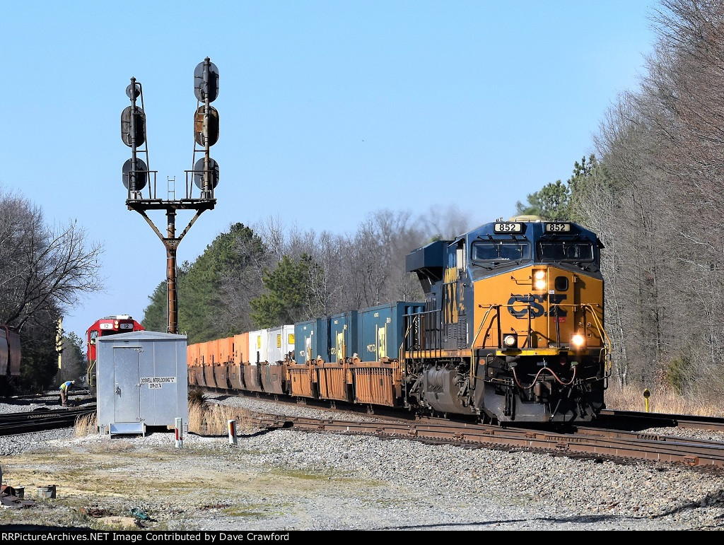 CSX 852